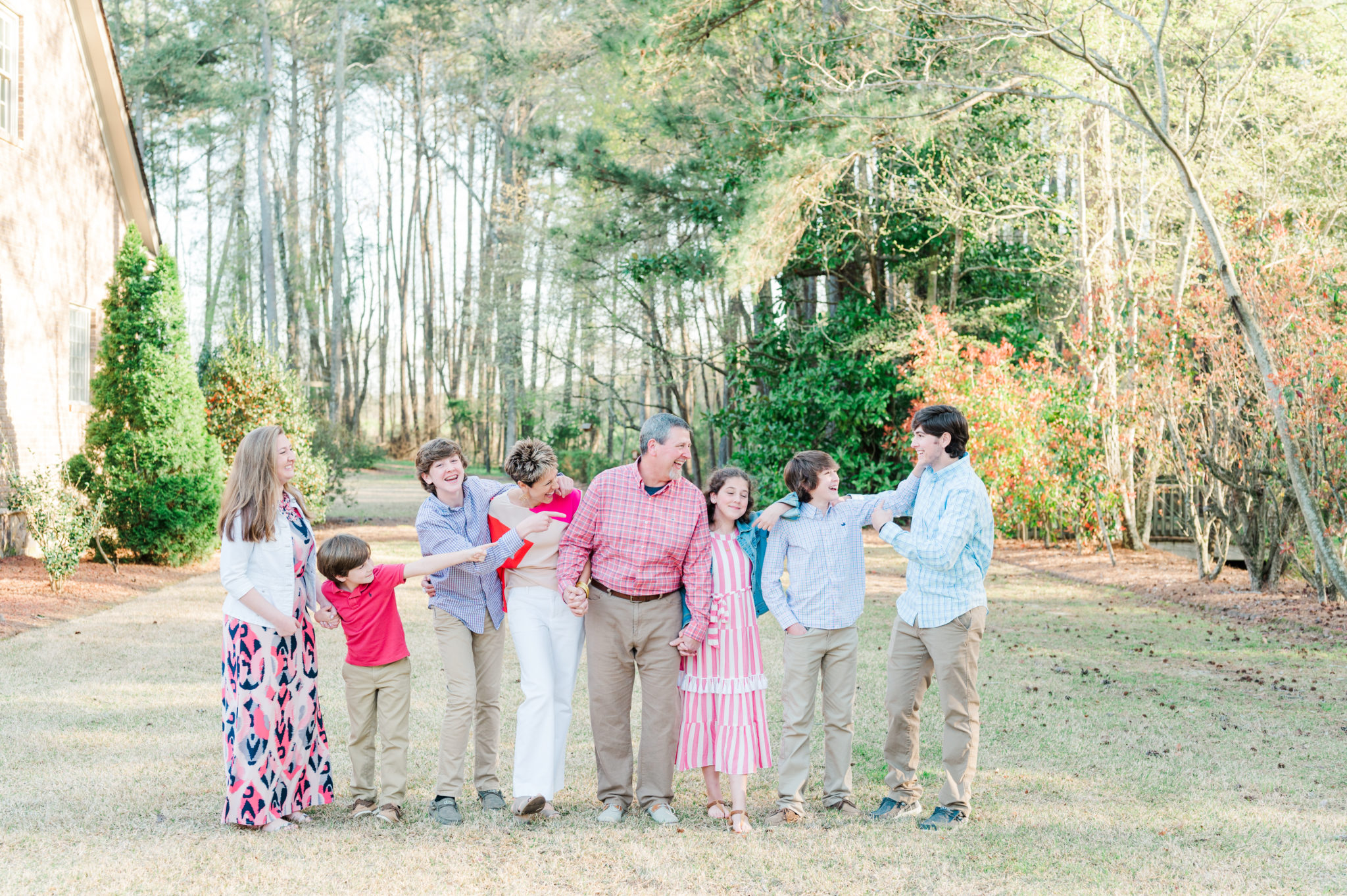 Easter Family Portrait Session - carolwilliamsphotography.com