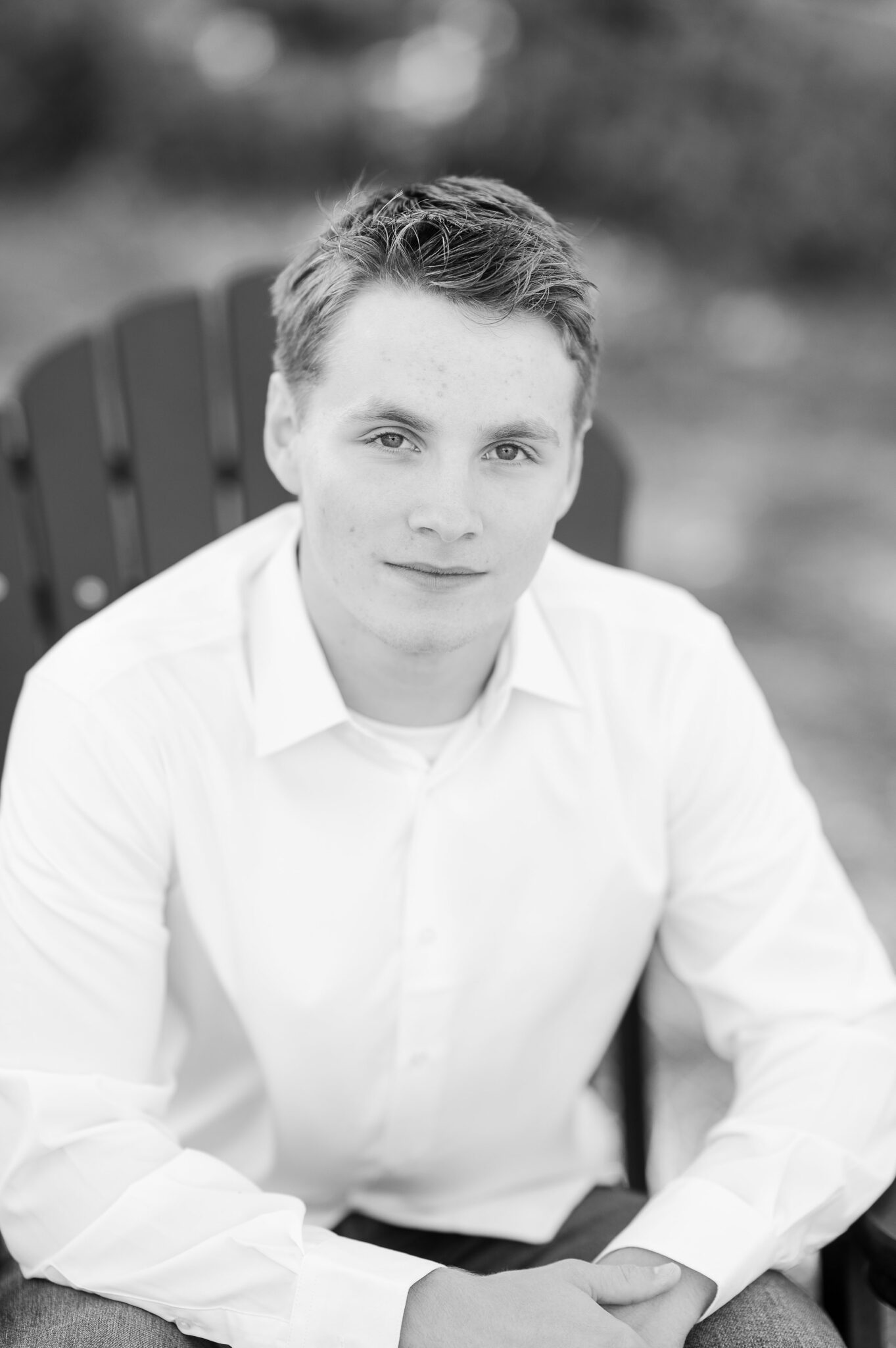 megan & logan - graduation portraits - carolwilliamsphotography.com